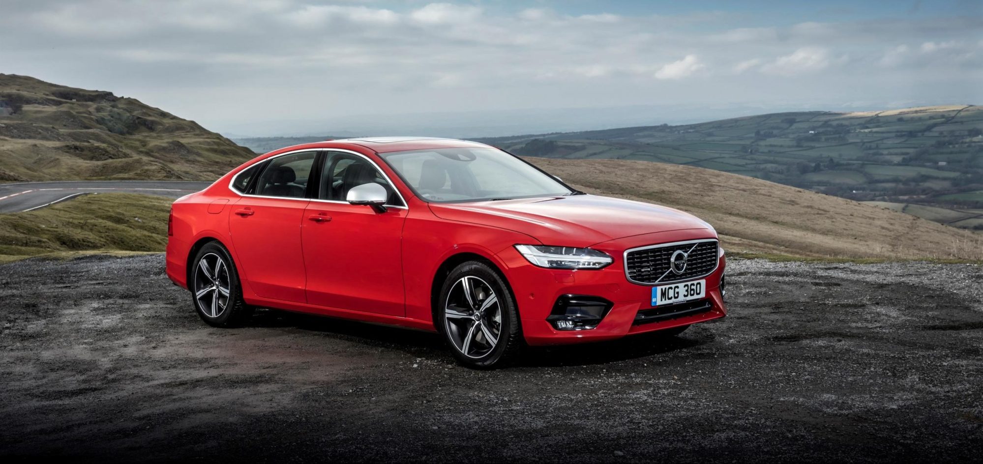 Volvo adds the powerful and efficient T5 engine to the 90-series ...