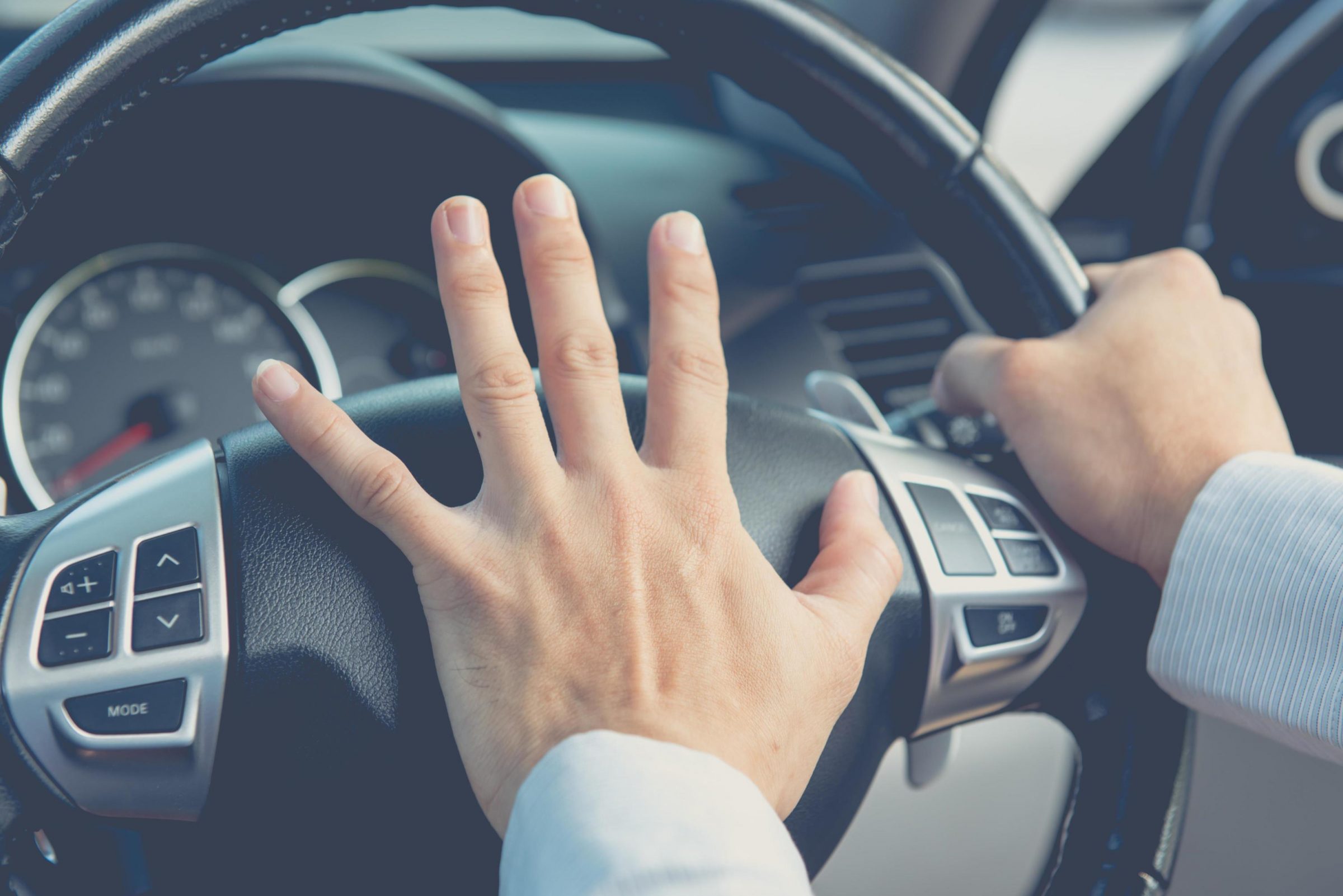 10 ways to reduce stress behind the wheel – Simply Motor